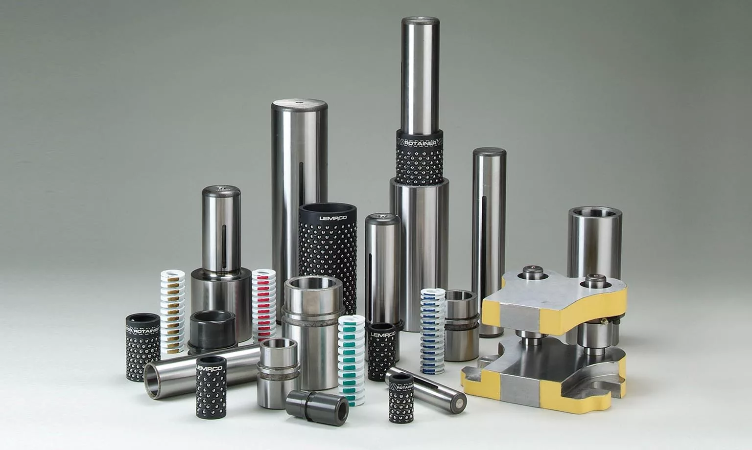 Dayton Lamina Corporation : Stamp of Approval - Manufacturing Outlook